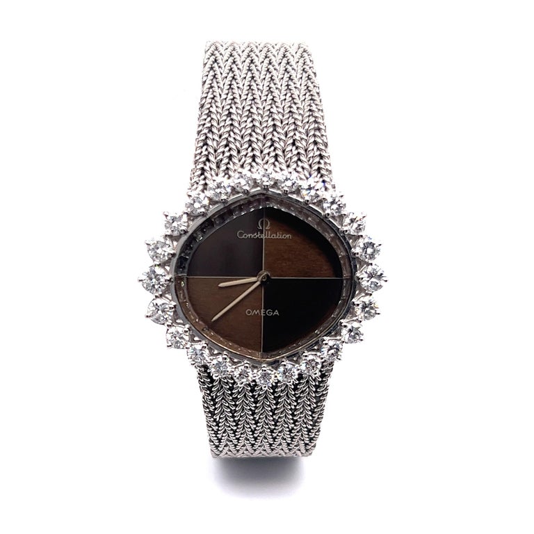 1970s Vintage Omega Lady's Watch in 18 Karat White Gold For Sale at 1stDibs