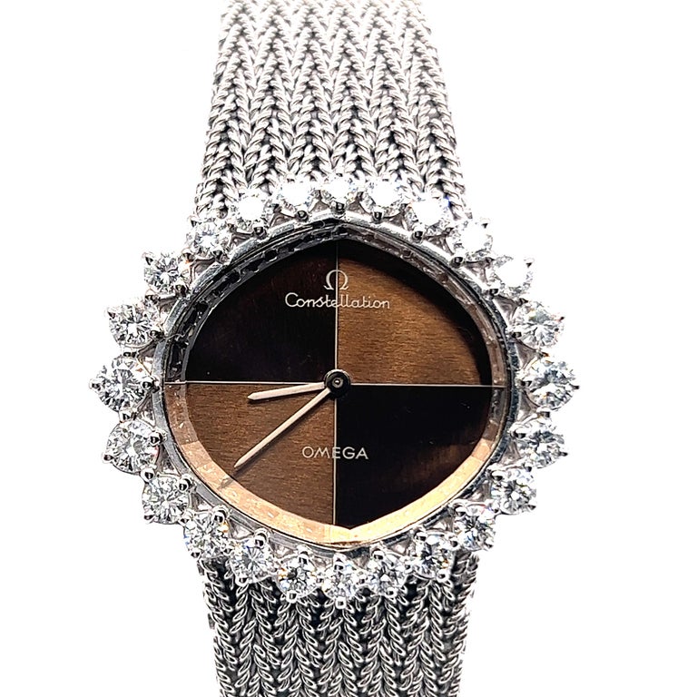 1970s Vintage Omega Lady's Watch in 18 Karat White Gold For Sale at 1stDibs