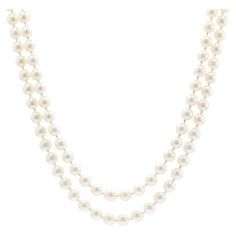 1970s White Cultured Pearls Double Row Necklace For Sale at 1stDibs