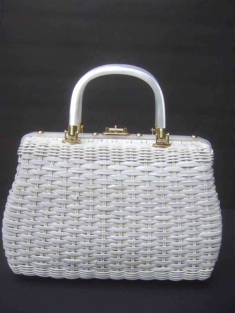 1970s White Wicker Sea Life Coastal Handbag at 1stDibs