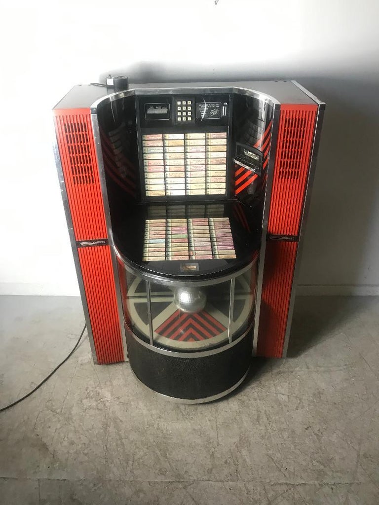 1979 Seeburg SMC2 "Phoenix" Jukebox, Classic 1970s Design, Rotating ...