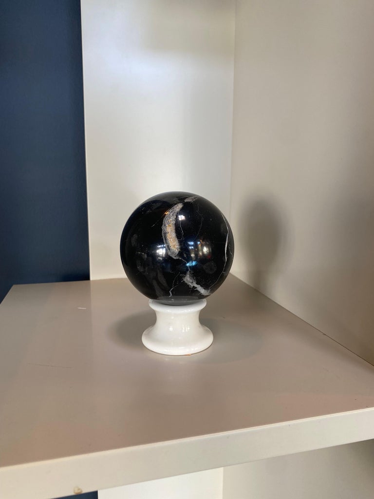 1980 Decorative Italian Marble Sphere For Sale at 1stDibs