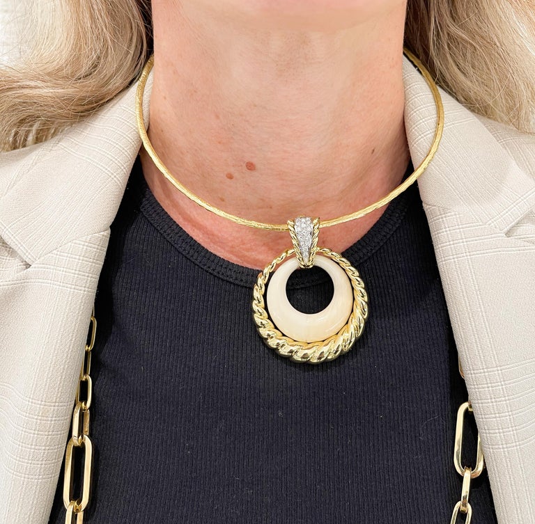 1980's 18k Yellow Gold Diamond and Ivory Circle Pendant For Sale at 1stDibs