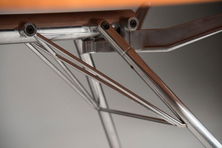 1980s by Norman Foster for Tecno Due Oval Steel and Wood Table For Sale ...