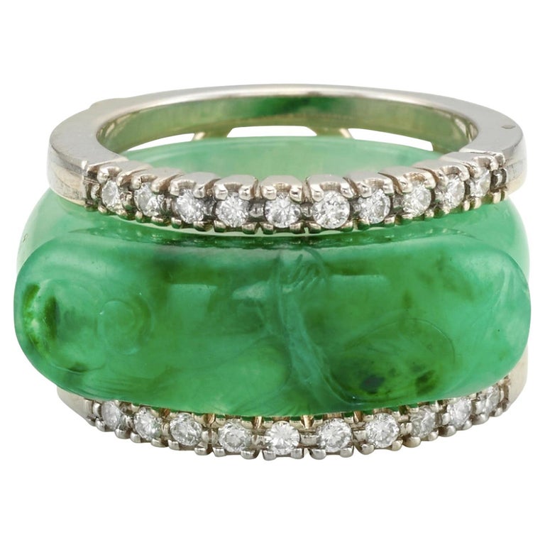 1980s Carved Jade and Diamond Ring For Sale at 1stDibs
