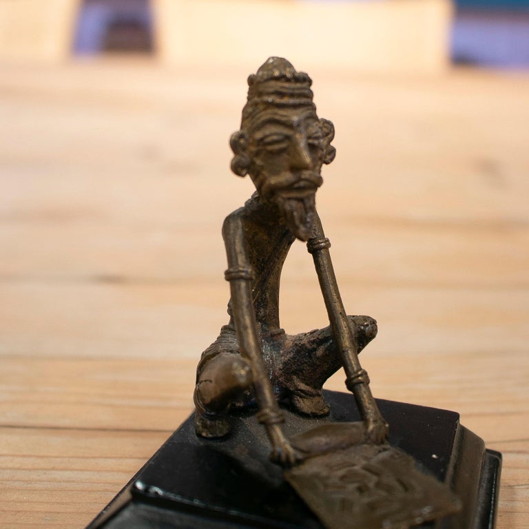 1980s European Sitting Man Bronze Figure Statue w/ Wooden Base For Sale ...