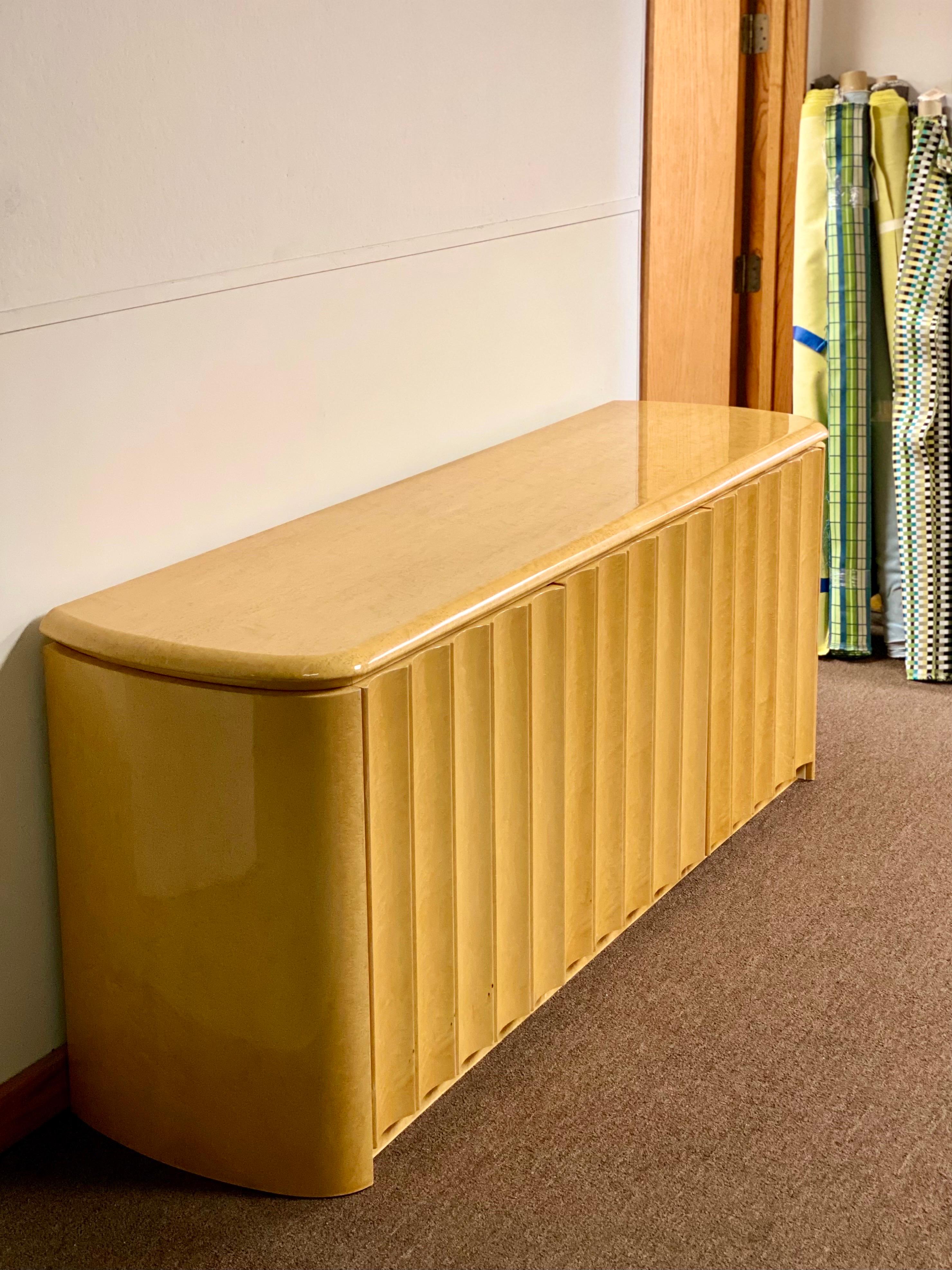 1980s, Fluted Birdseye Maple Credenza For Sale at 1stDibs