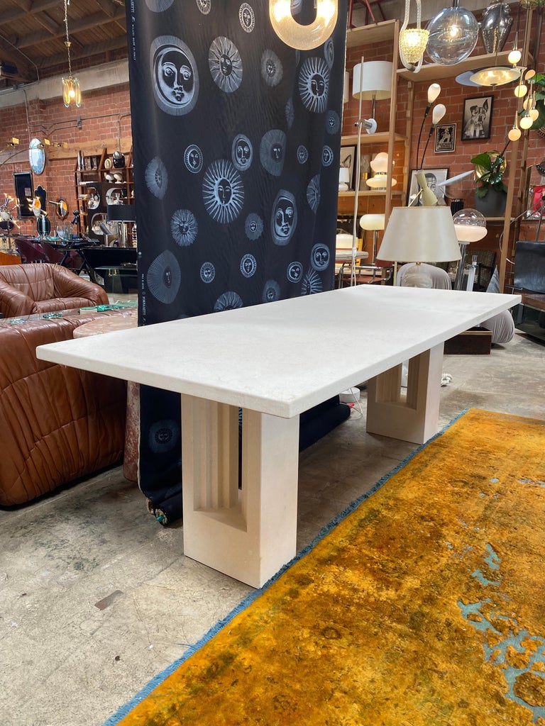 1980s Italian White Marble Dust Dining Table For Sale at 1stDibs
