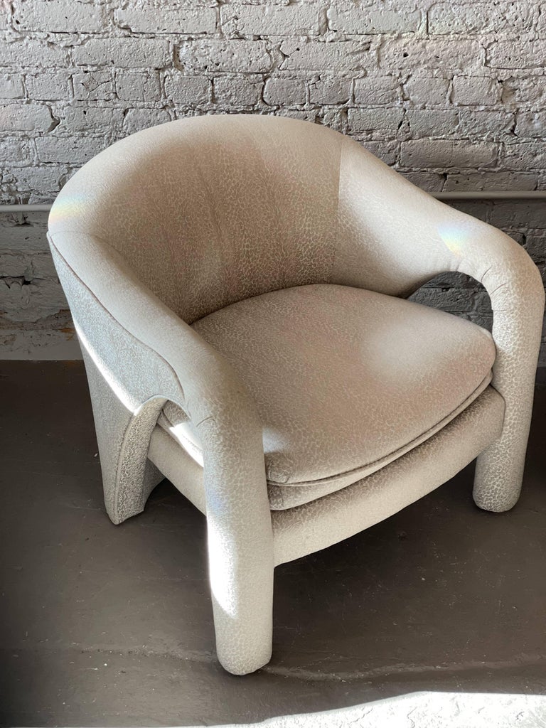 1980s Postmodern Sculptural Arc Chairs in Beige Upholstery, a Pair For ...