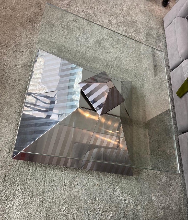 1980s Postmorden Chrome Mirrored Pyramid Coffee Table For Sale at 1stDibs