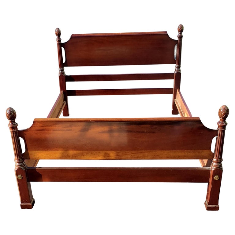 1980s Solid Mahogany Pineapple Full Size Bedstead For Sale at 1stDibs
