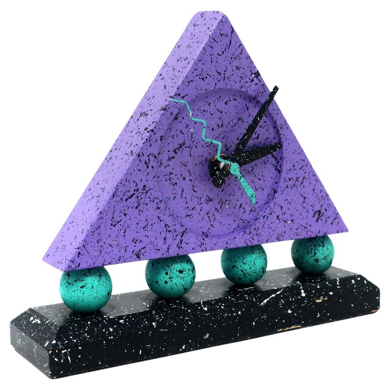 1980s Triangular Splatter Paint Desk Clock For Sale at 1stDibs