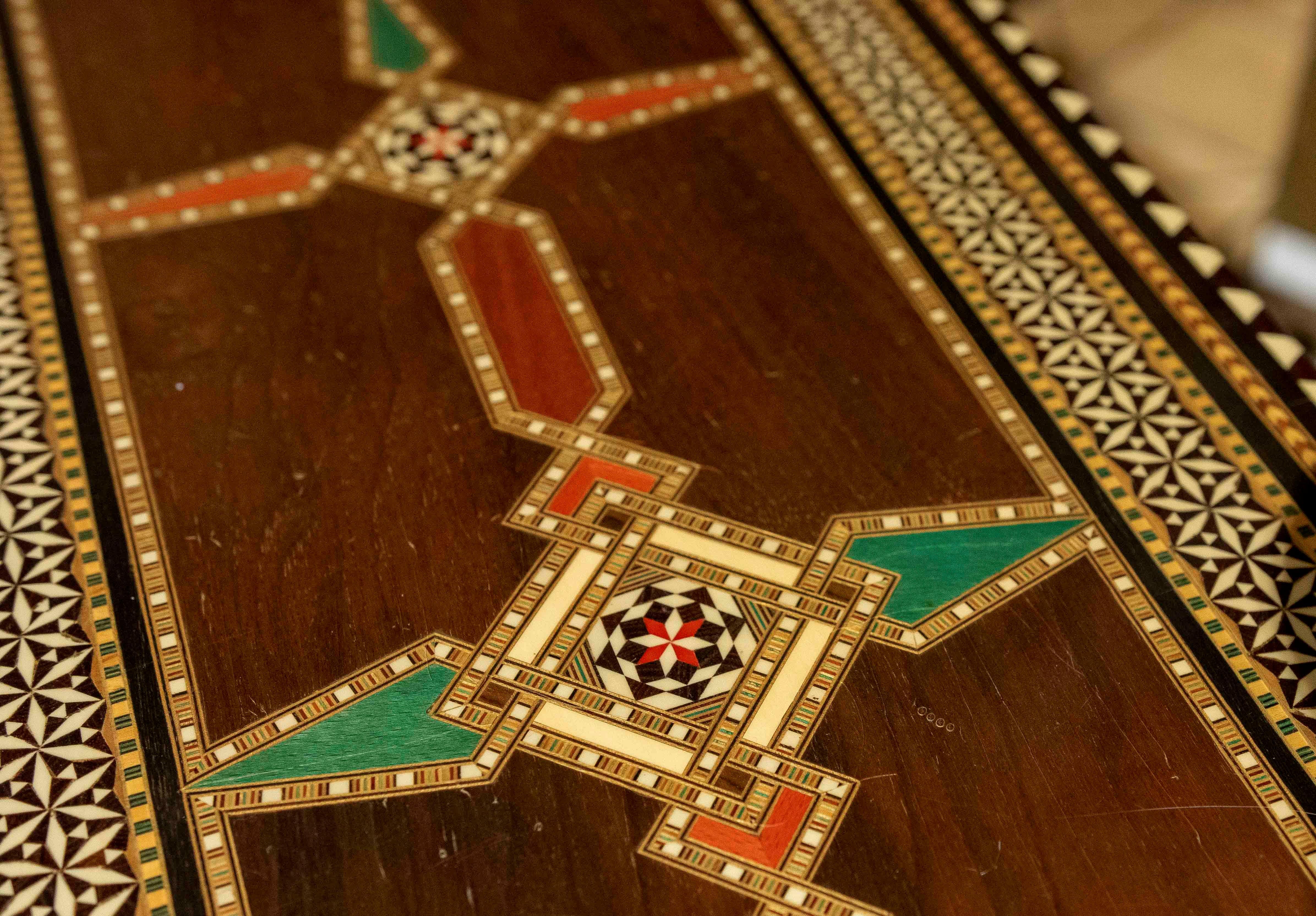 1980s Wooden Console with Inlaid Arabic Style with Geometric Motifs For ...