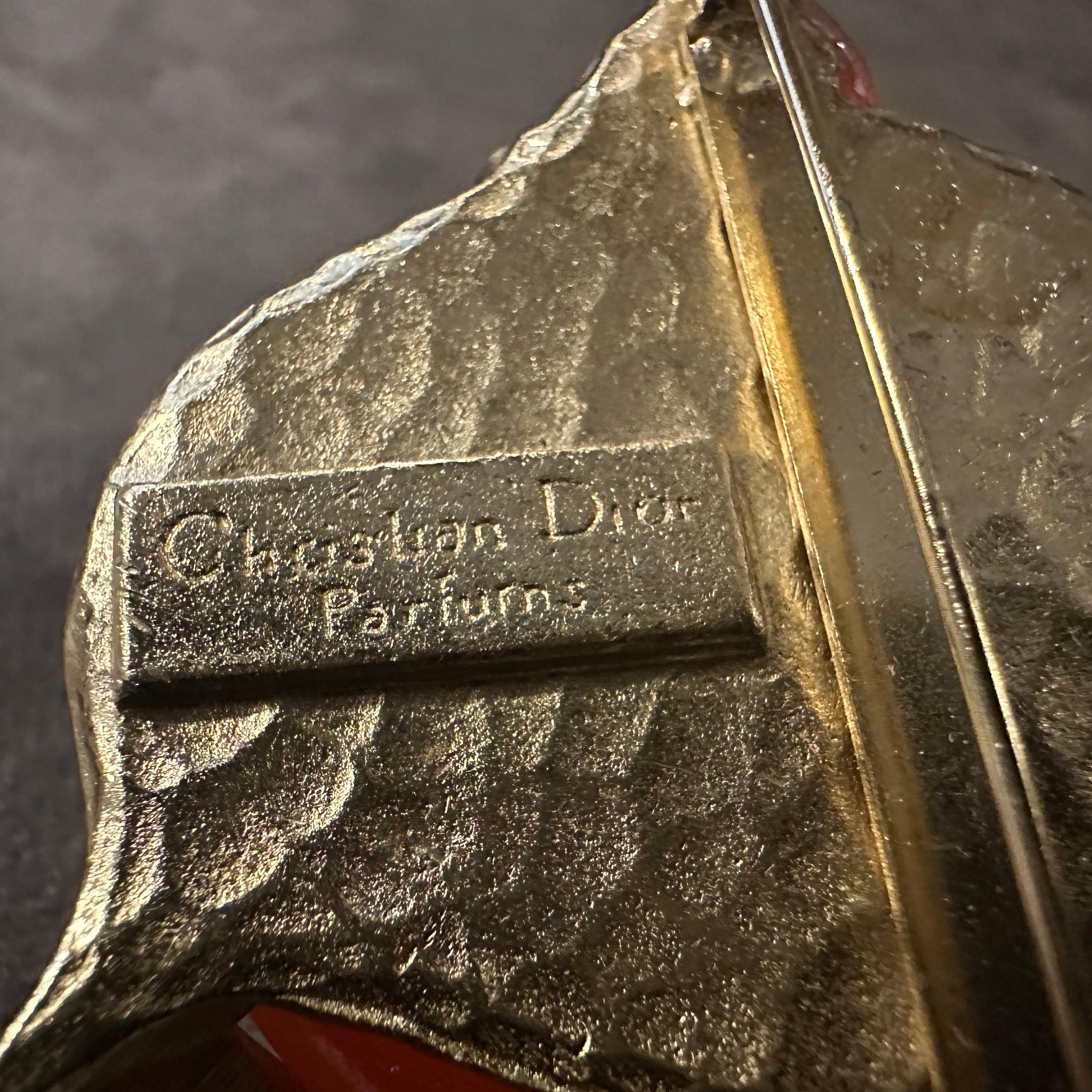 1987 Christian Dior Gilded Metal French Brooch For Sale at 1stDibs