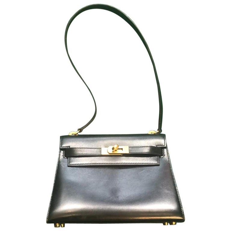 1988 Vintage Hermes Mini Kelly 20 Handbag in Black box leather at 1stDibs