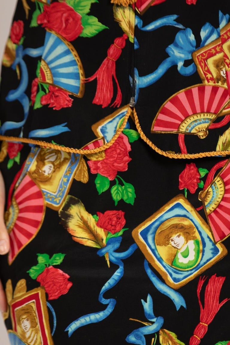 1990S Black Fan Print Gold Lining Ensemble For Sale at 1stDibs