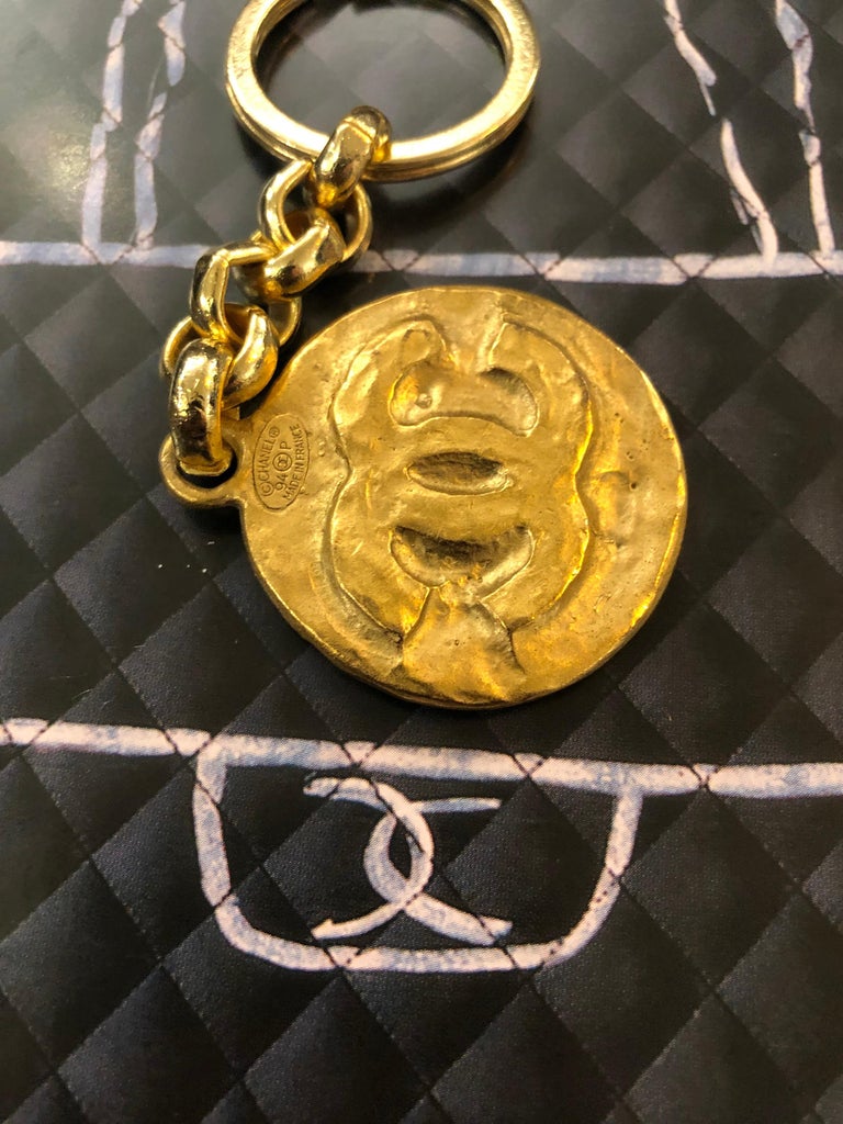 1990s Chanel Gold Toned CC Medallion Keychain Keyring For Sale at 1stDibs