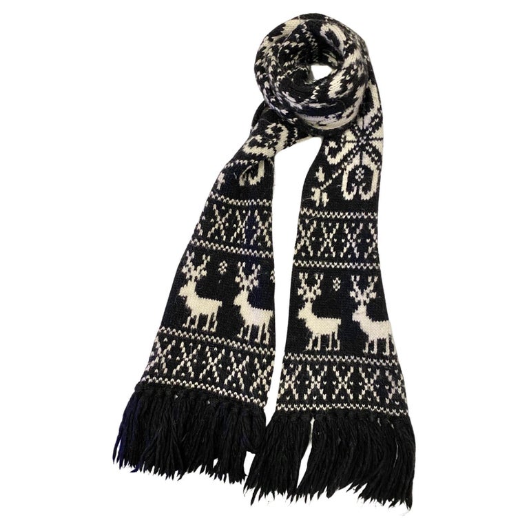 1990s D&G Dolce Gabbana Mountain Wool Maxi Scarf For Sale at 1stDibs