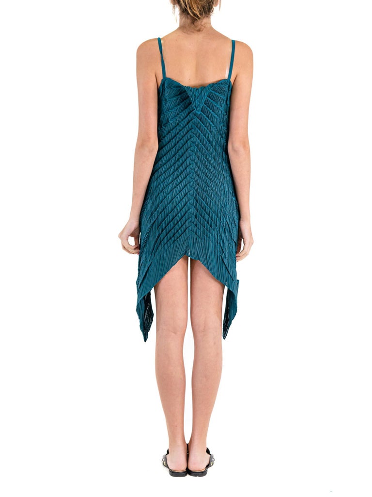 1990S ISSEY MIYAKE Emerald Green Avant Garde Polyester Chevron Pleated ...