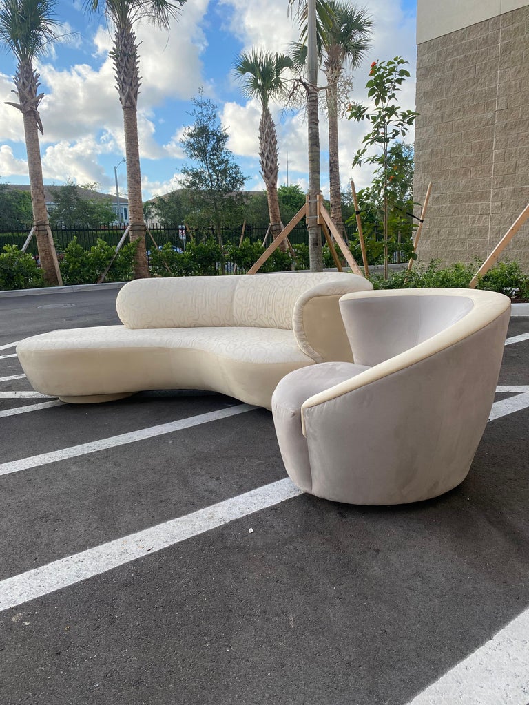 1980s Directional Curved Serpentine Sofa and Swivel Chairs, 3 Pieces ...