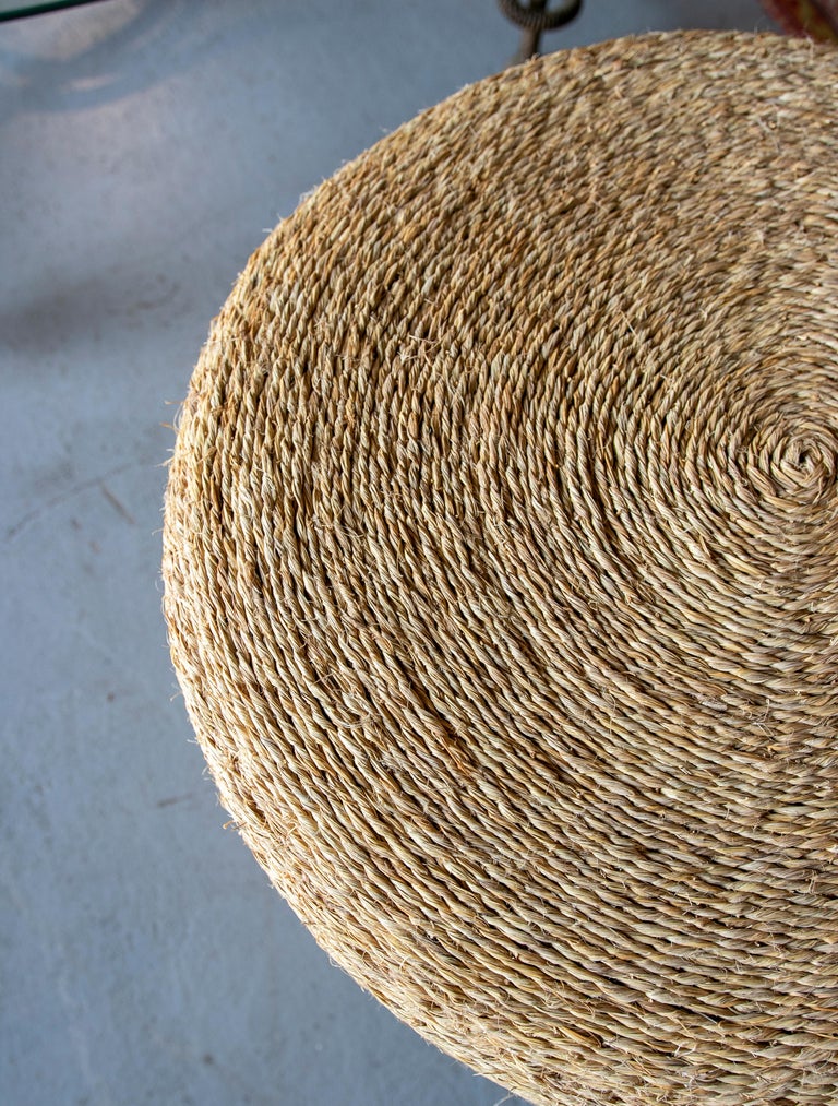 1990s Spanish Hand Woven Wicker Round Shaped Puff Seat For Sale at 1stDibs