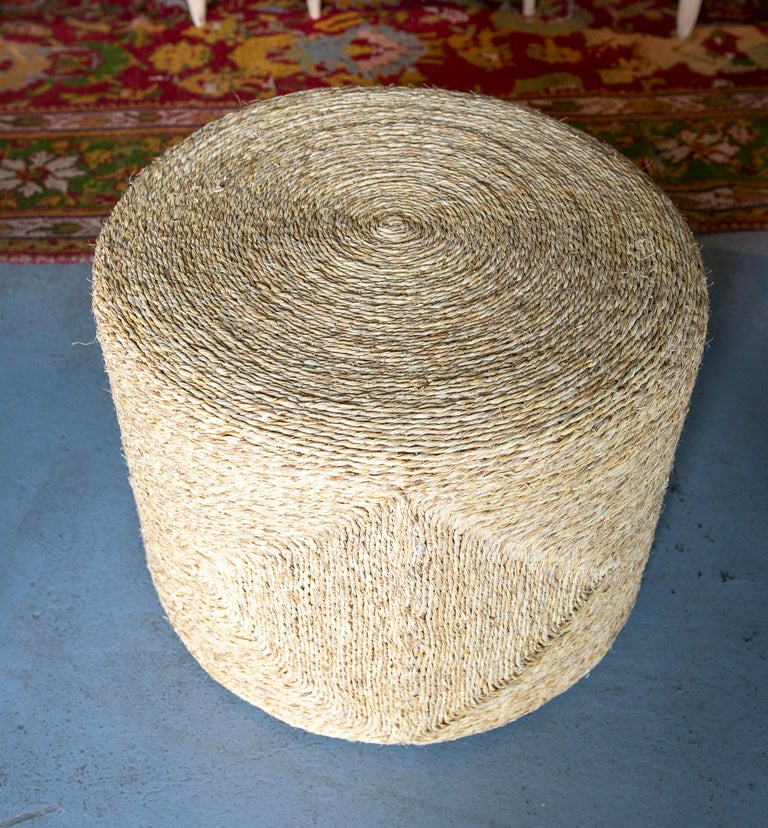 1990s Spanish Hand Woven Wicker Round Shaped Puff Seat For Sale at 1stDibs