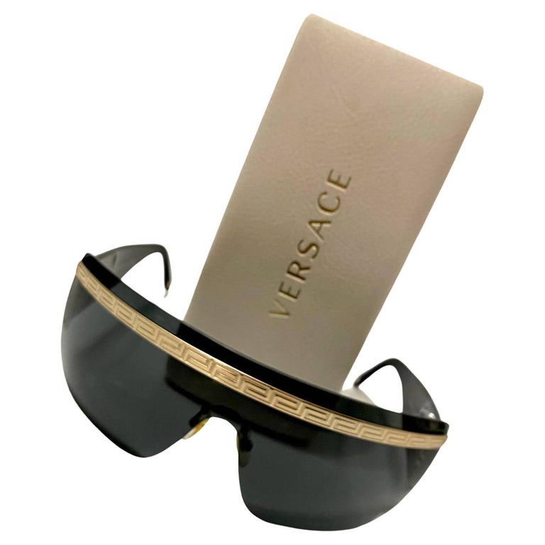 1990s Versace Medusa Medallion Mask Sunglasses For Sale at 1stDibs