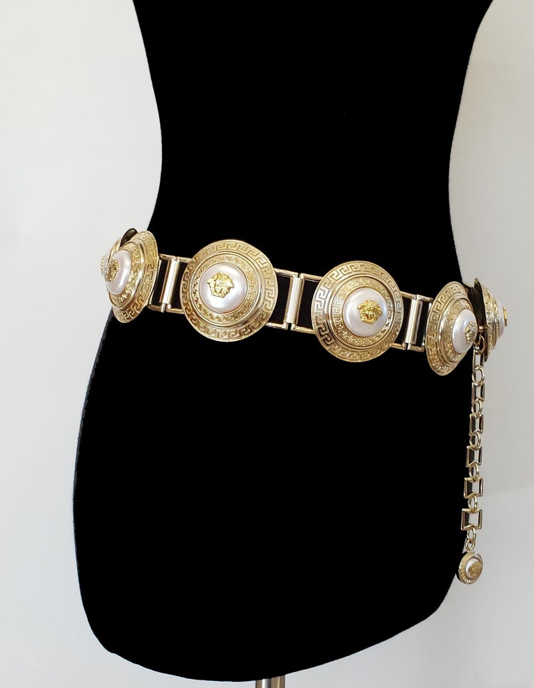 1991 Vintage Versace Atelier Chain Belt at 1stDibs | versace chain belt ...