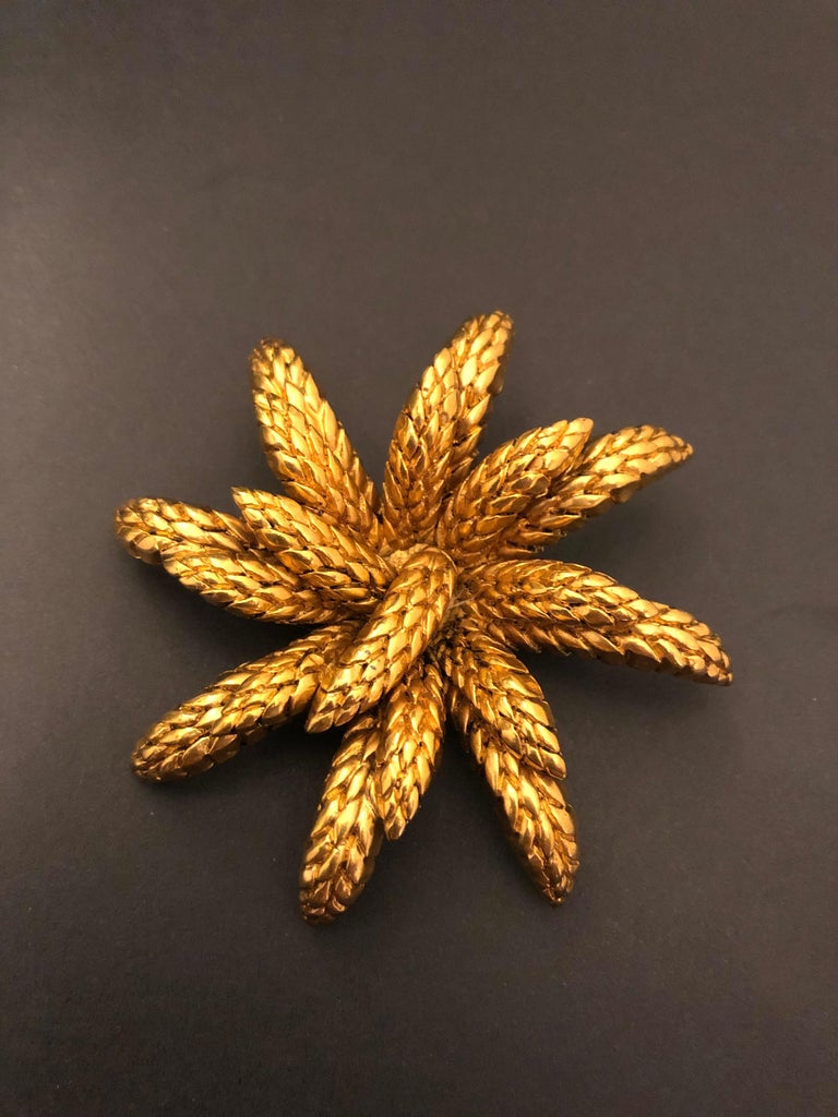1993 Vintage CHANEL Gold Toned Wheat Bundle Brooch For Sale at 1stDibs