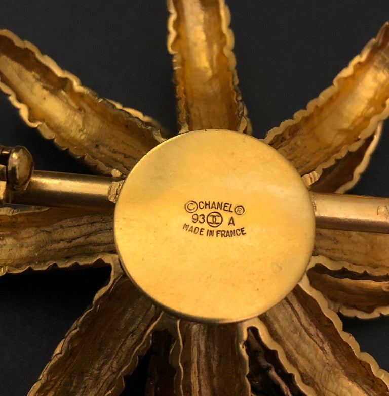 1993 Vintage CHANEL Gold Toned Wheat Bundle Brooch For Sale at 1stDibs