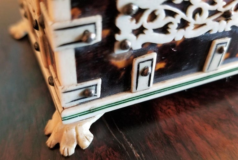 19th Century Anglo Indian Vizagapatam Shell and Faux Ivory Ring Box at ...