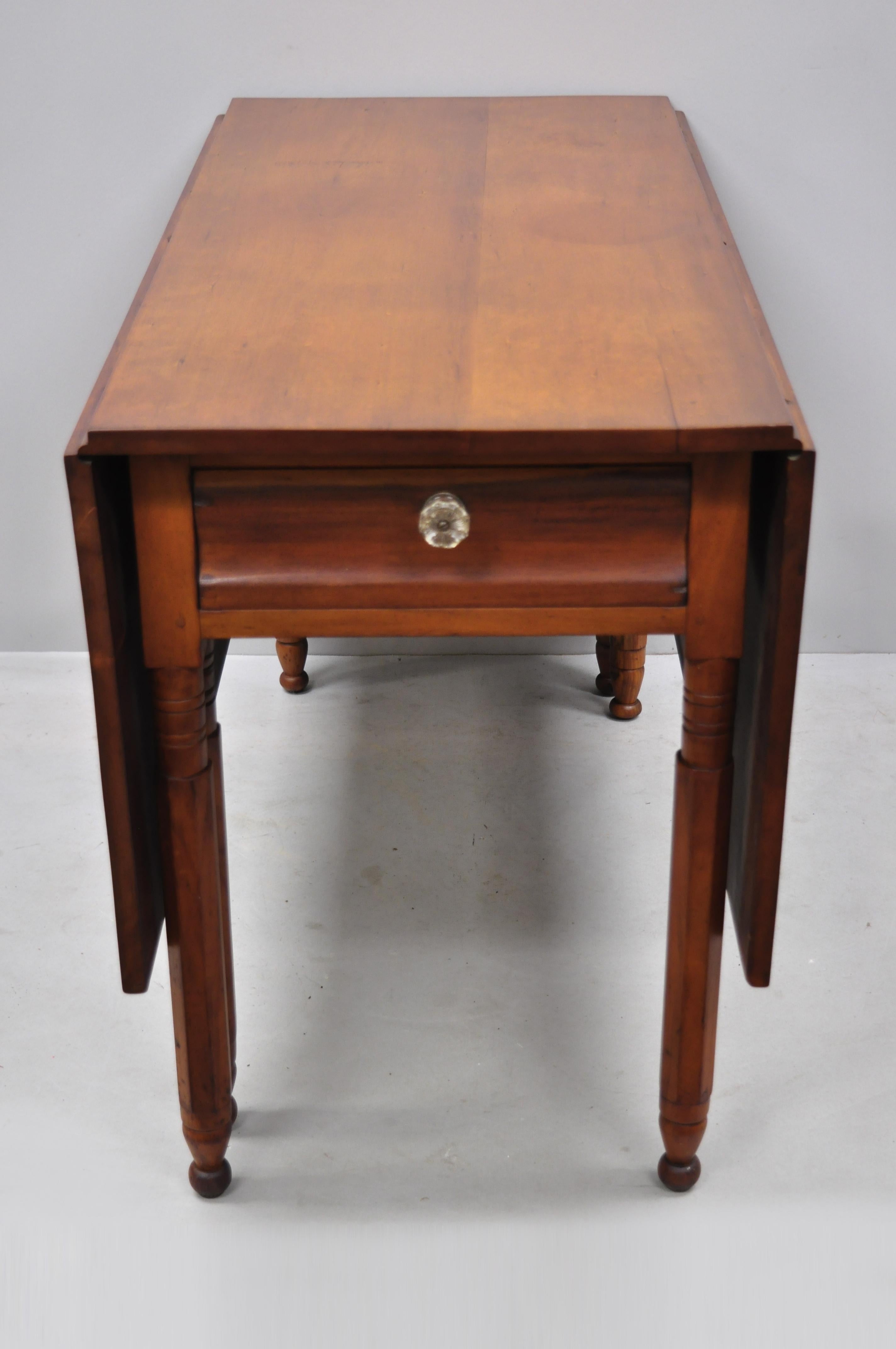 19th Century American Federal Walnut Drop-Leaf Dining Breakfast Table ...