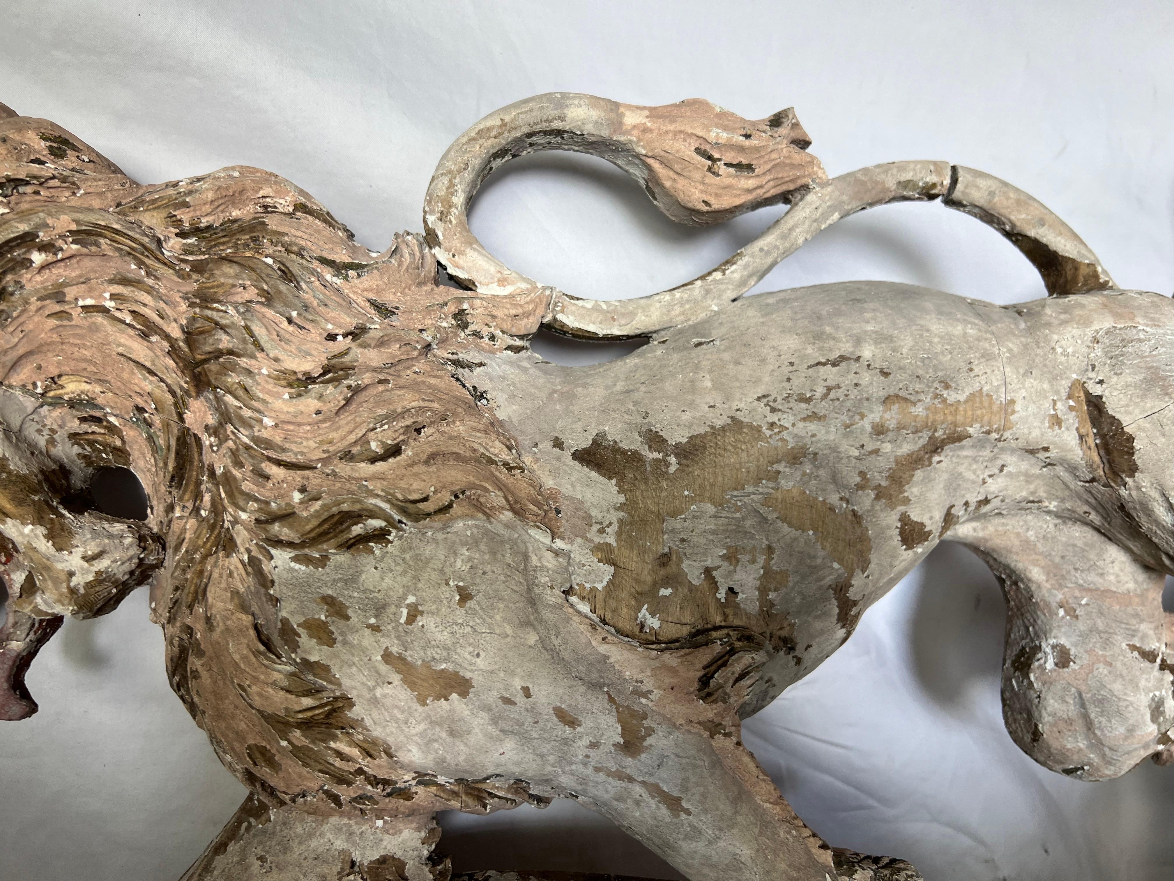 19th C. English Carved Royal Family Crest For Sale at 1stDibs