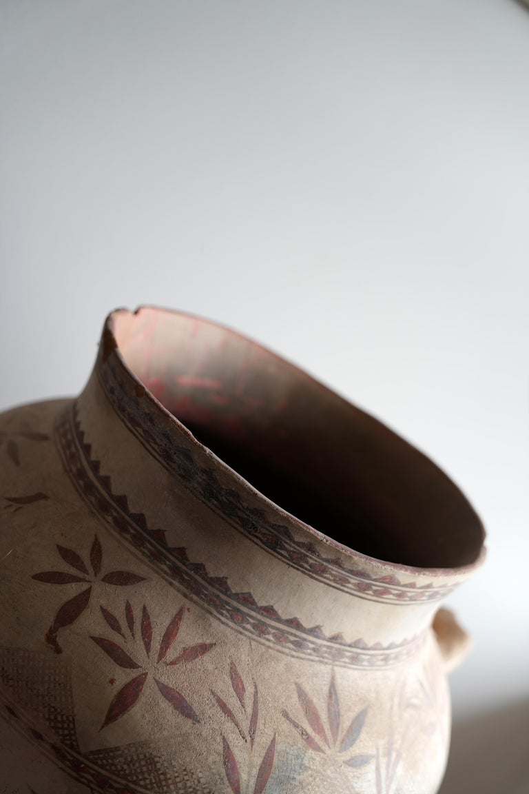 19th C Mexican Terracotta Painted Pot For Sale at 1stDibs