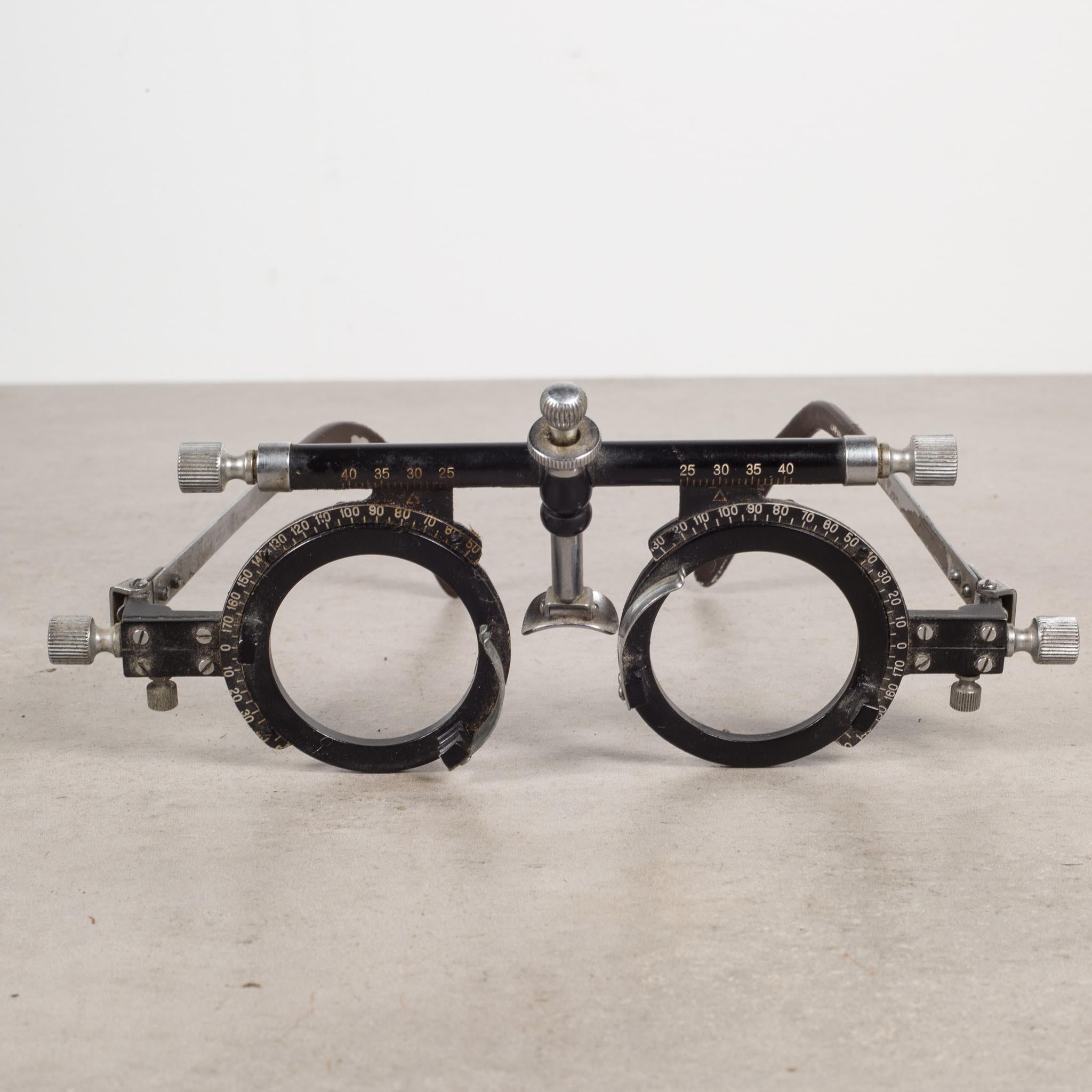 19th c. Optometrist Eye Testing Kit c.1890 For Sale at 1stDibs