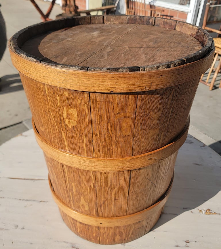 19th C Piggin or Measure Bucket For Sale at 1stDibs