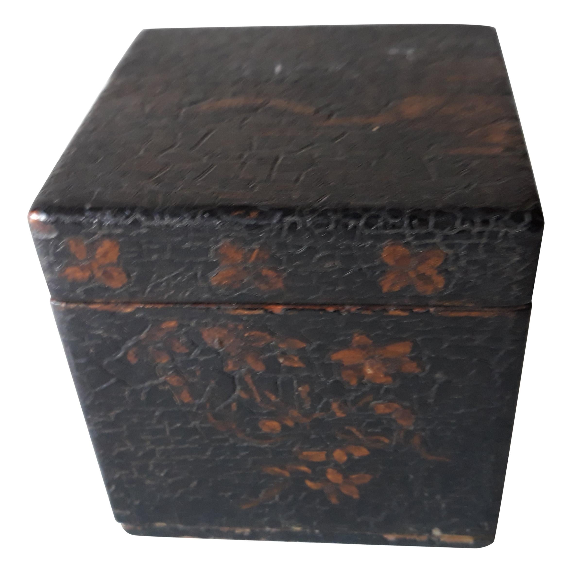 19th Century Old Chinese Tea Box For Sale at 1stDibs