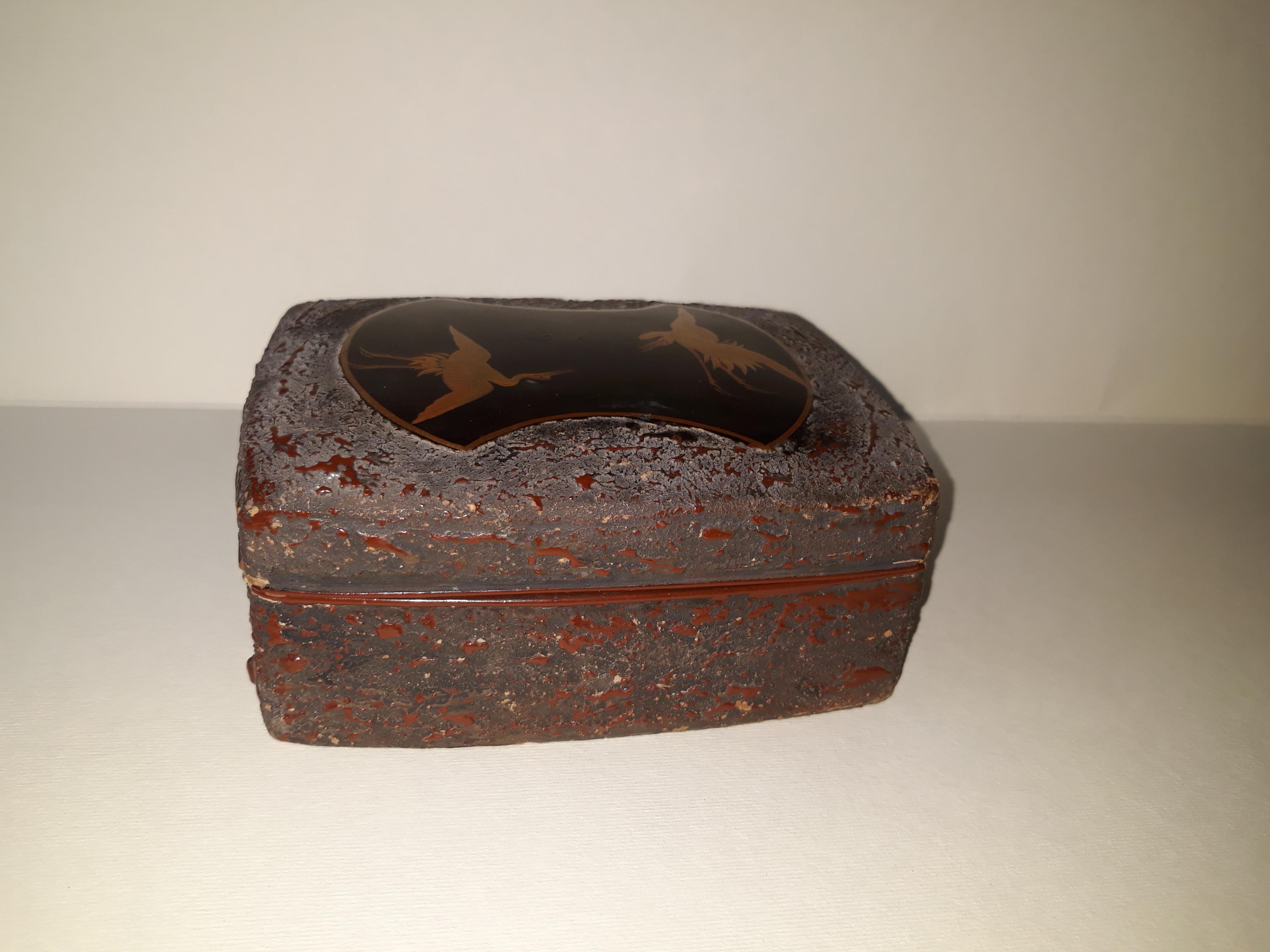 19th Century Old Lacquered Japanese Box For Sale at 1stDibs