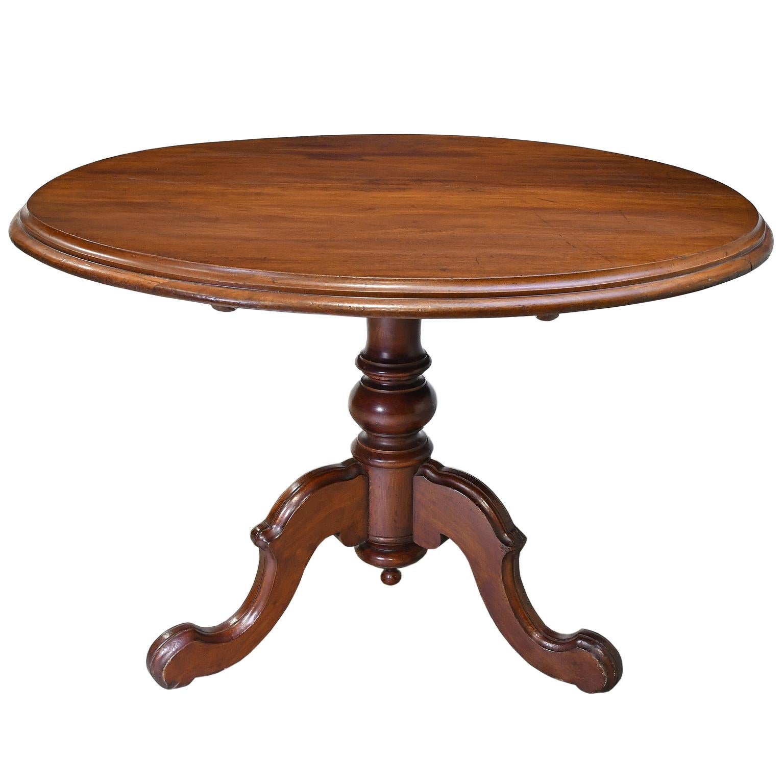 19th Century Round English Tilt-Top Pedestal Table in Walnut at 1stDibs
