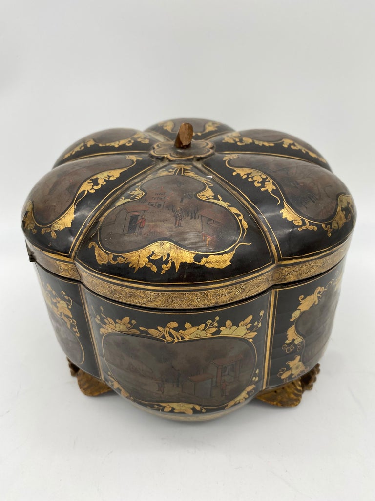19th Century a Unique Gilt Chinese Lacquer Tea Caddy For Sale at 1stDibs
