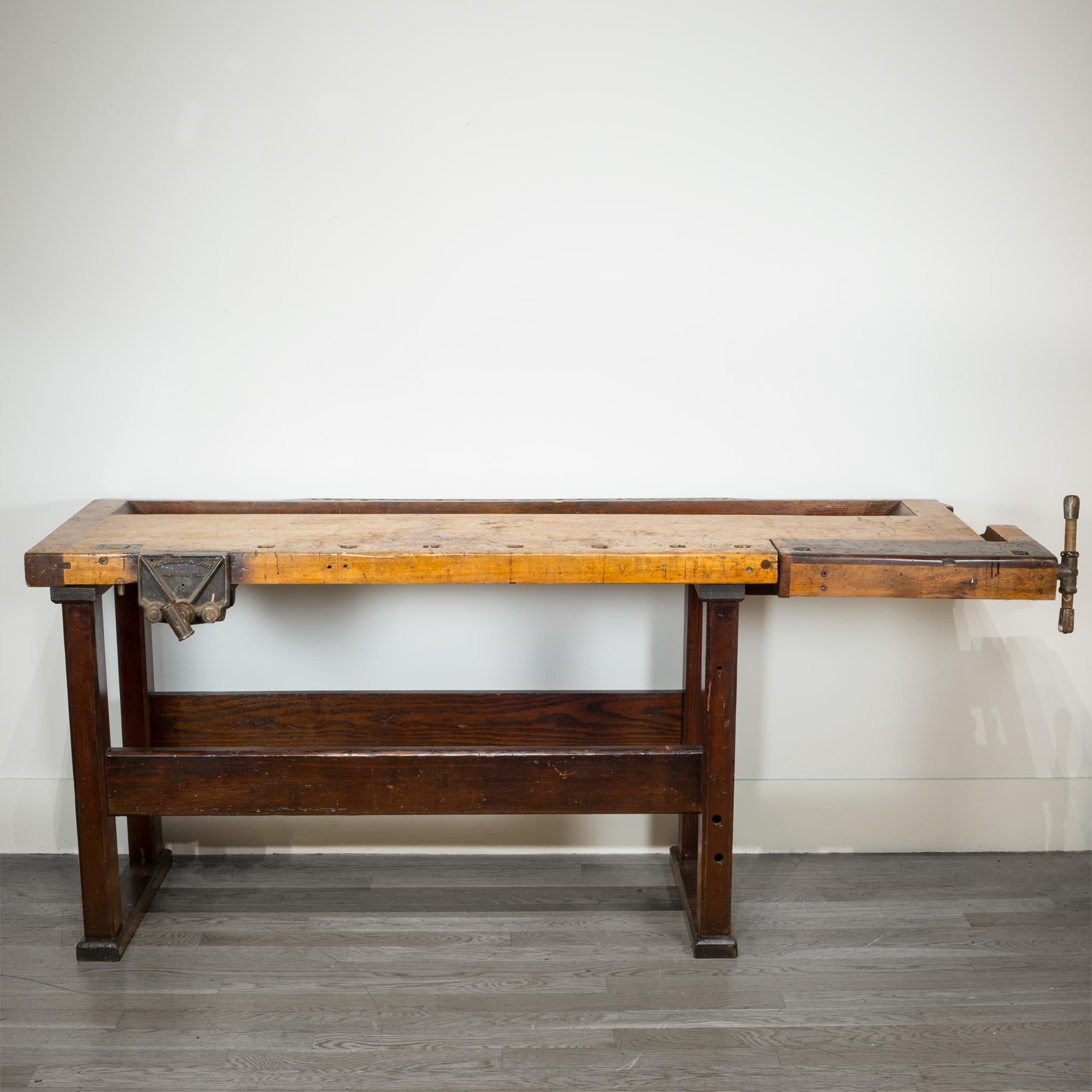 19th Century American Carpenter's Workbench, circa 1880 For Sale at 1stDibs