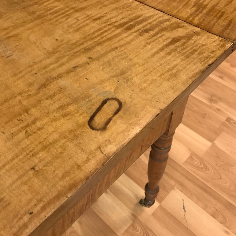 19th Century American Federal Curly Maple Table at 1stDibs