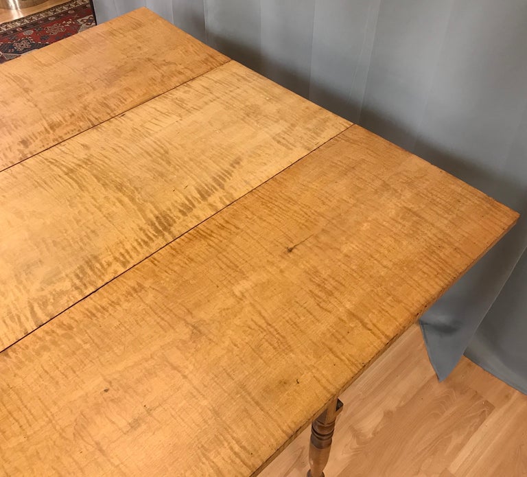 19th Century American Federal Curly Maple Table at 1stDibs