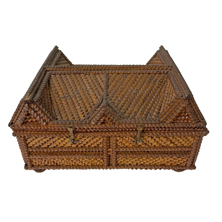 19th Century American Tramp Art Box For Sale at 1stDibs