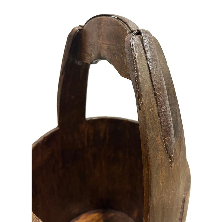 19th Century Antique Chinese Wooden Water Bucket For Sale at 1stDibs