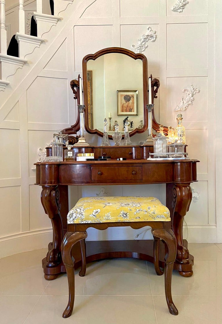 19th Century Antique Victorian Mahogany Vanity/Dressing Table at 1stDibs