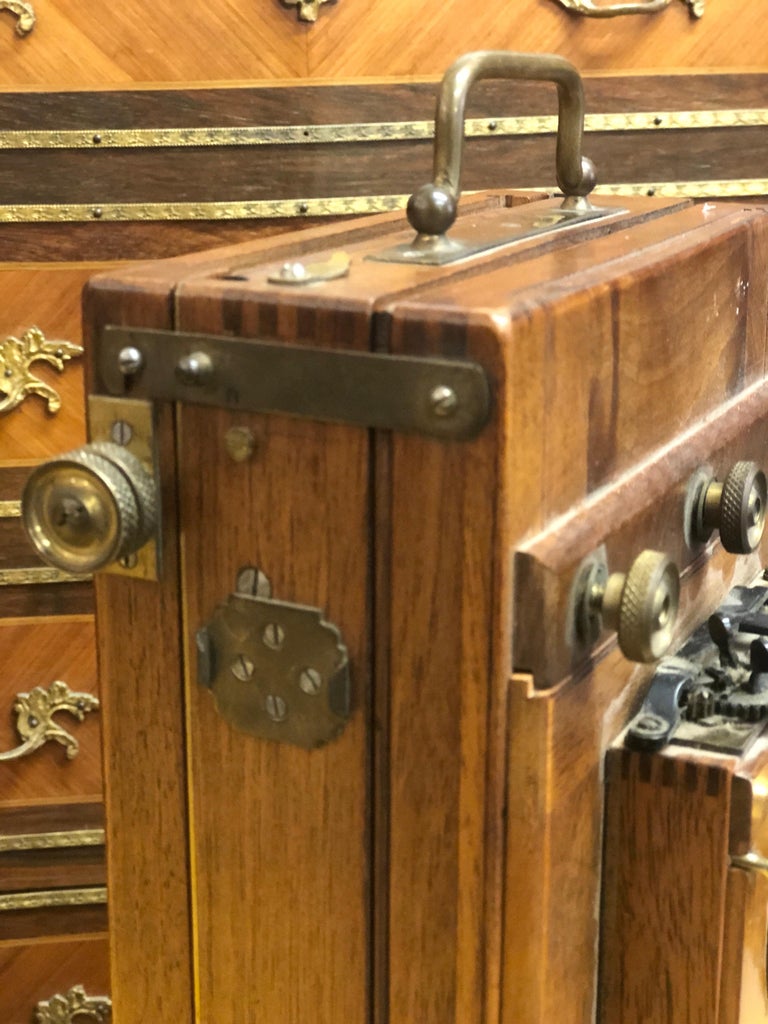 19th Century Antique Wooden Plate Folding Photographic Camera with ...