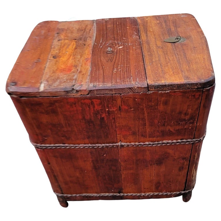 19th Century Asian Wooden Decorative Storage Box For Sale at 1stDibs