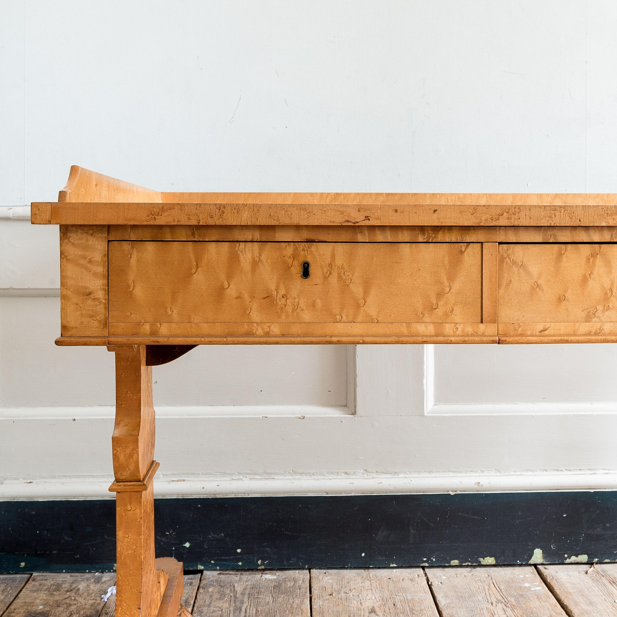 19th Century Bird’s Eye Maple Library Table by Gillows of Lancaster For ...