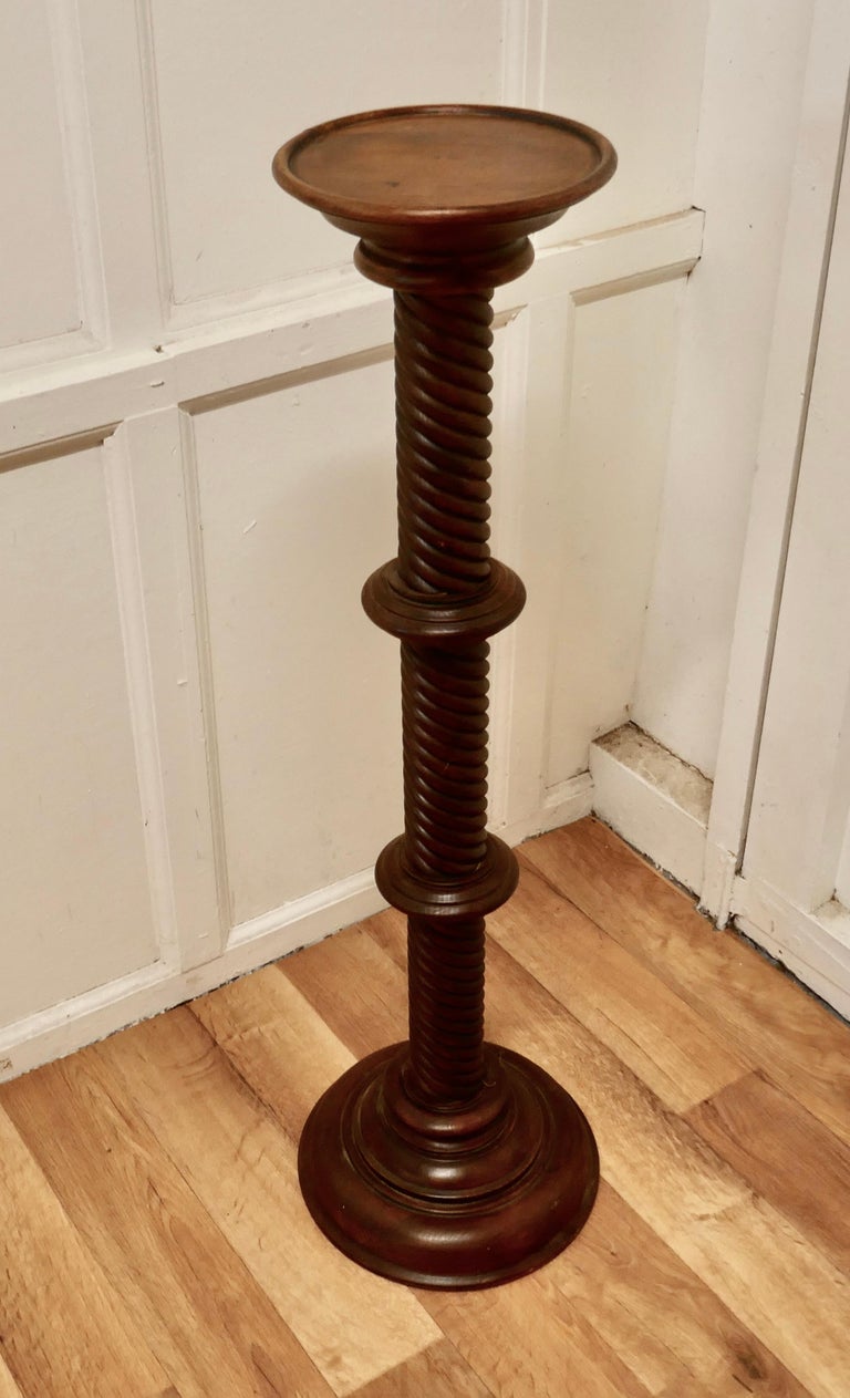 19th Century Carved Mahogany Pedestal Torchere For Sale at 1stDibs